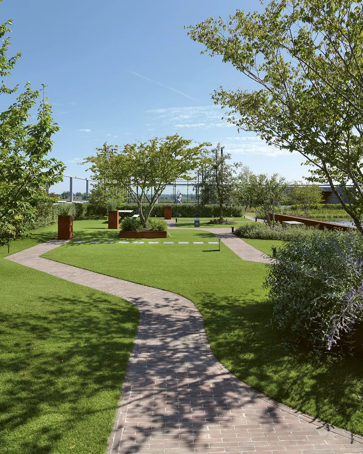 The impact of corporate gardens - NOA Outdoor